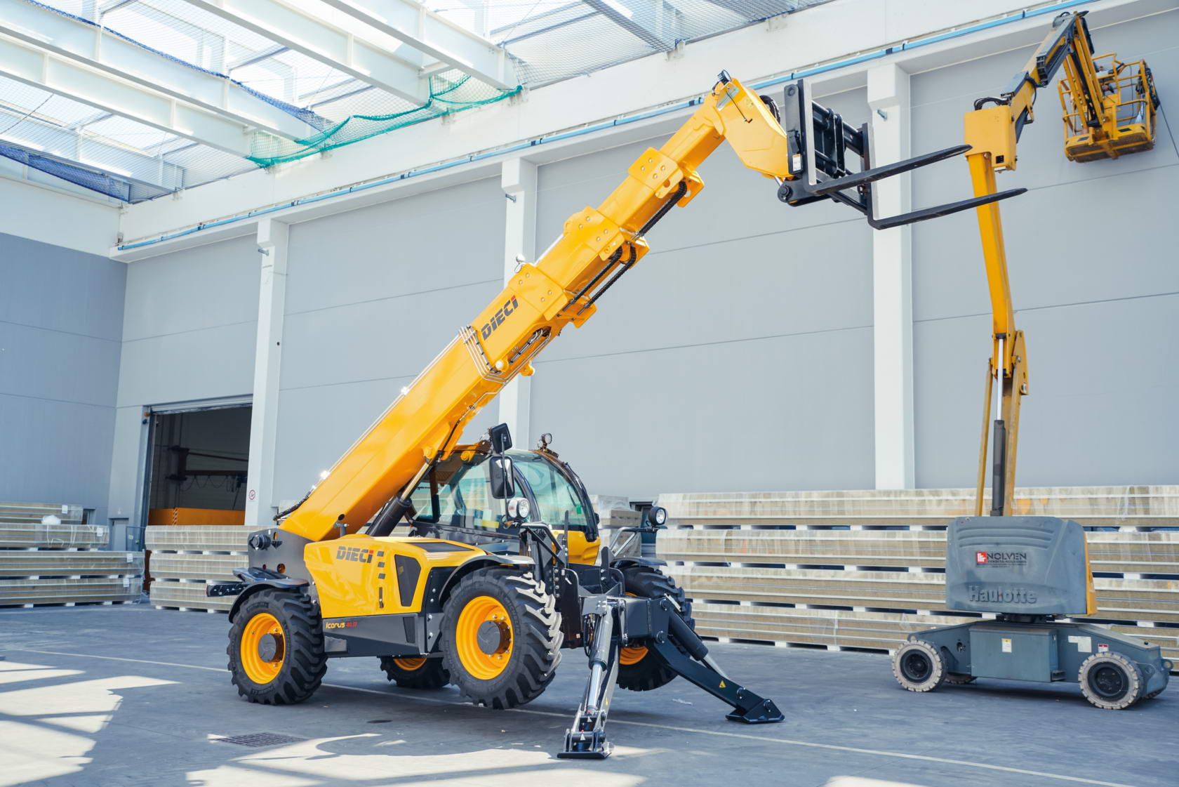 Hire Telehandlers & Forklifts | Porter Access